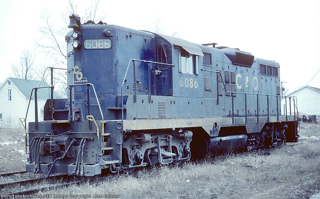 C&O GP-9 6086